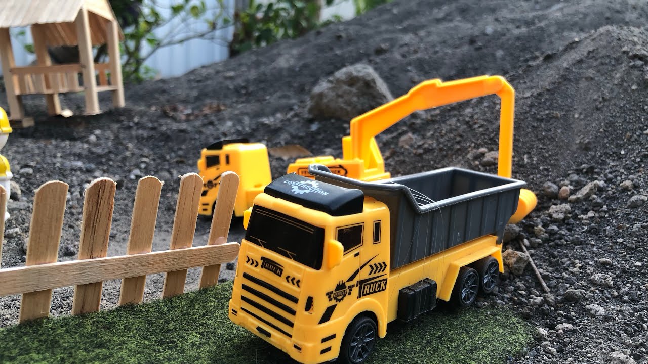 Mobil Truk Oleng Mini Viral 🚚 Simulasi Mainan Mini Truk #trukoleng ...