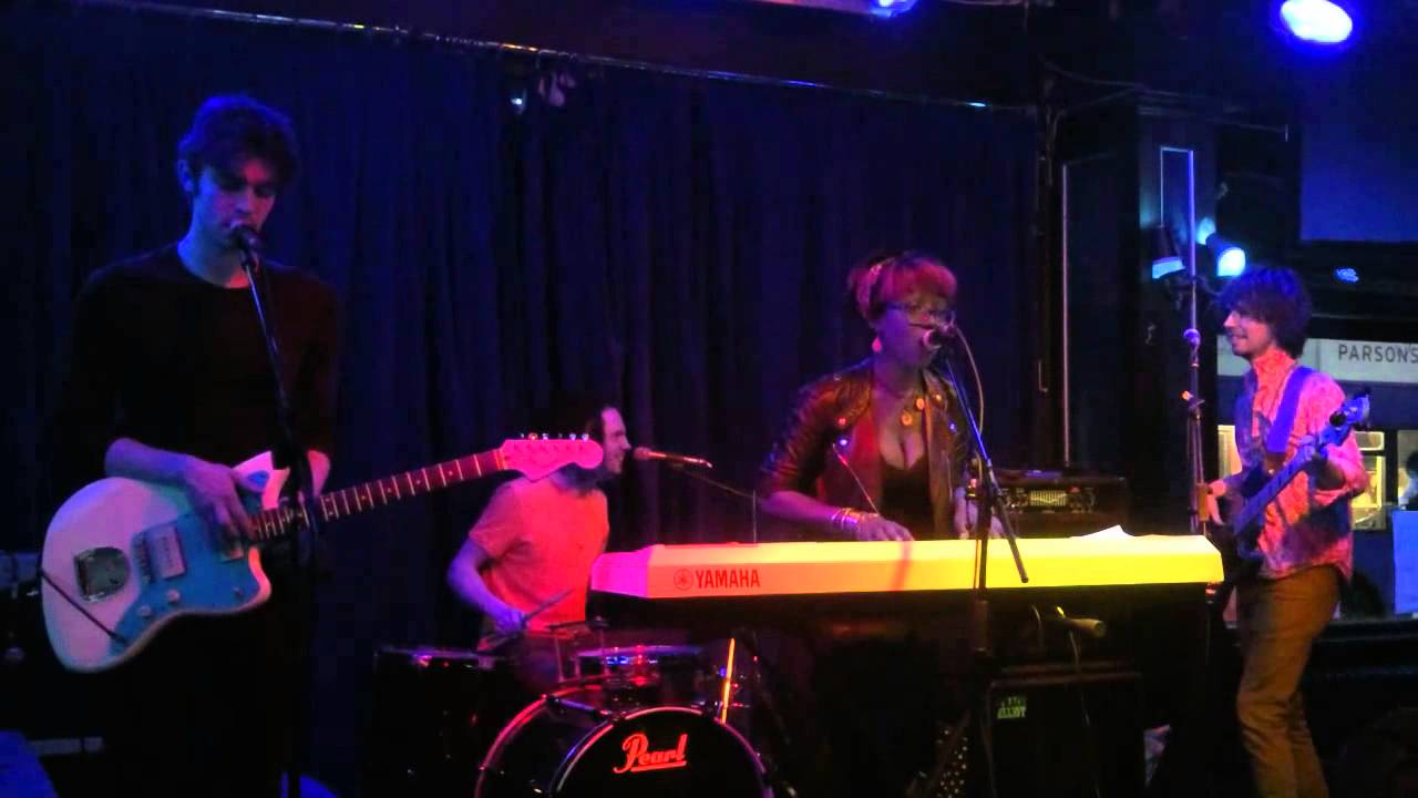 Don't you walk away VEDA BLACK - YouTube