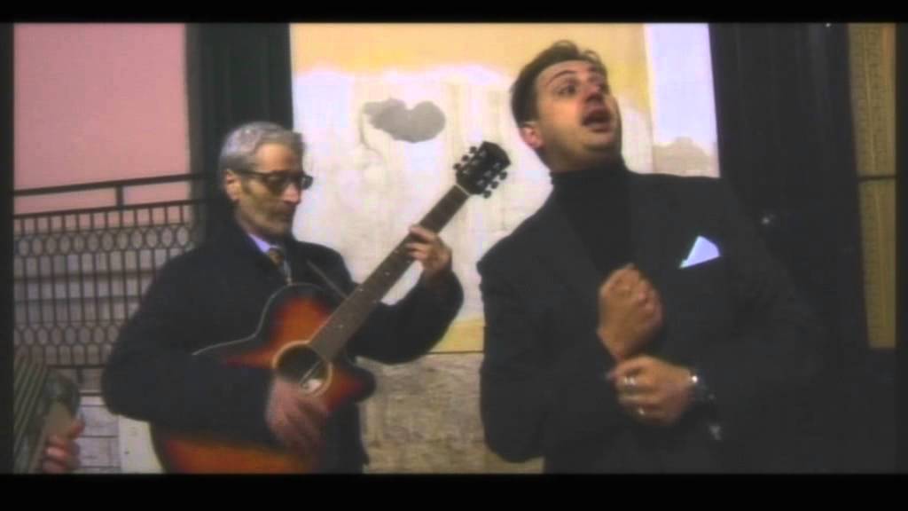 Marco Pace Chitarra vagabonda - YouTube