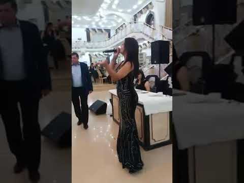 Umide Melek Gencede Viktoriya qrupu ile mohtesem toyda