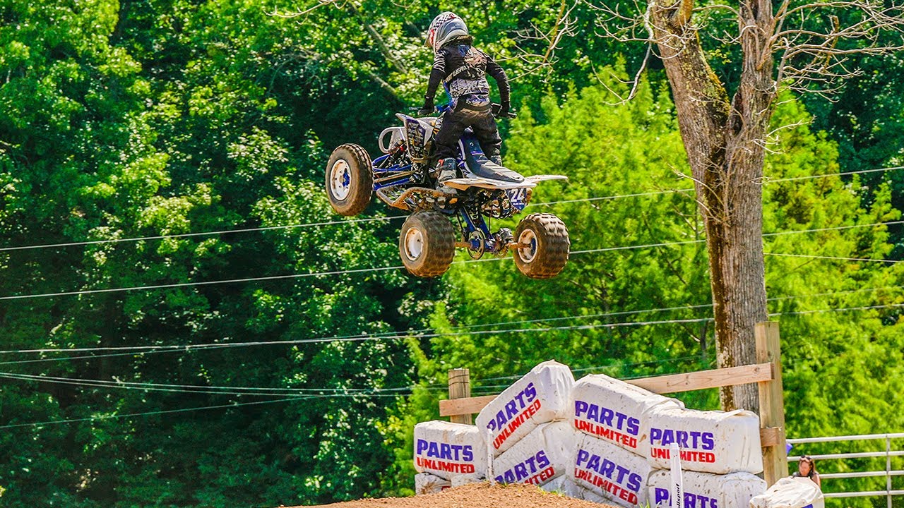 E-Racing Rider Blake Tatum shredding at Loretta Lynn's - YouTube