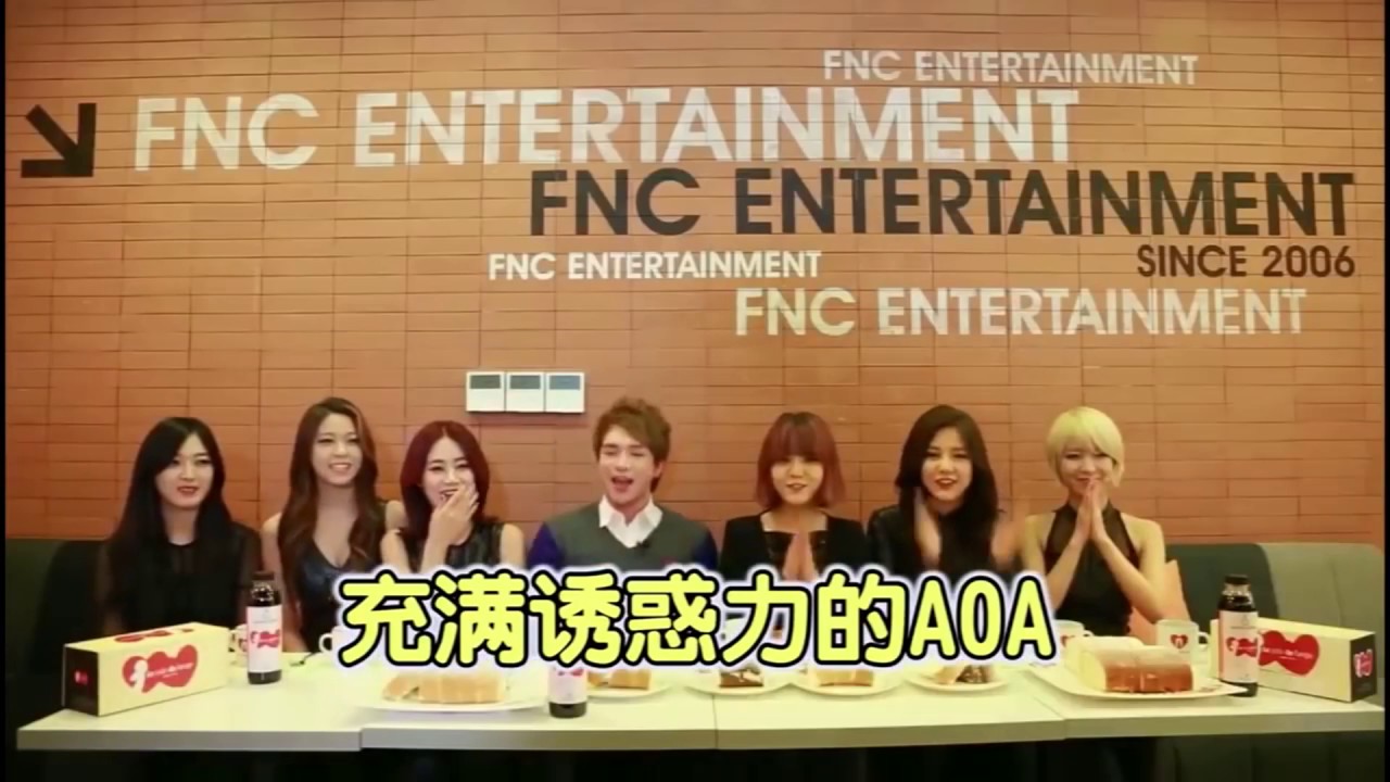 Kpop Female Idols Startled When Interview - YouTube