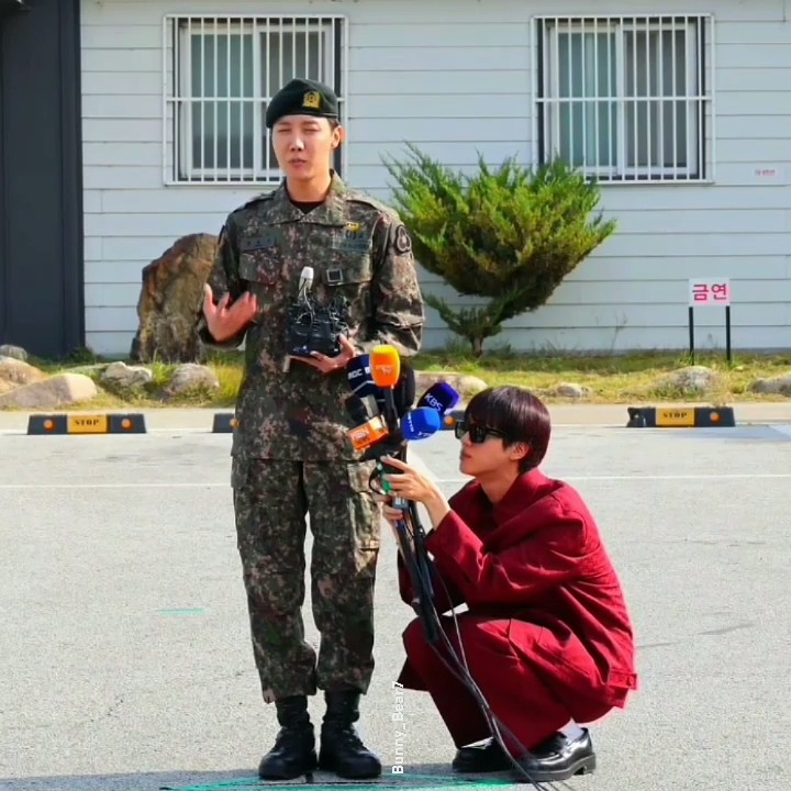 Jhope military discharge they look so happy💜#jhope #jin #bts #btsarmy # ...