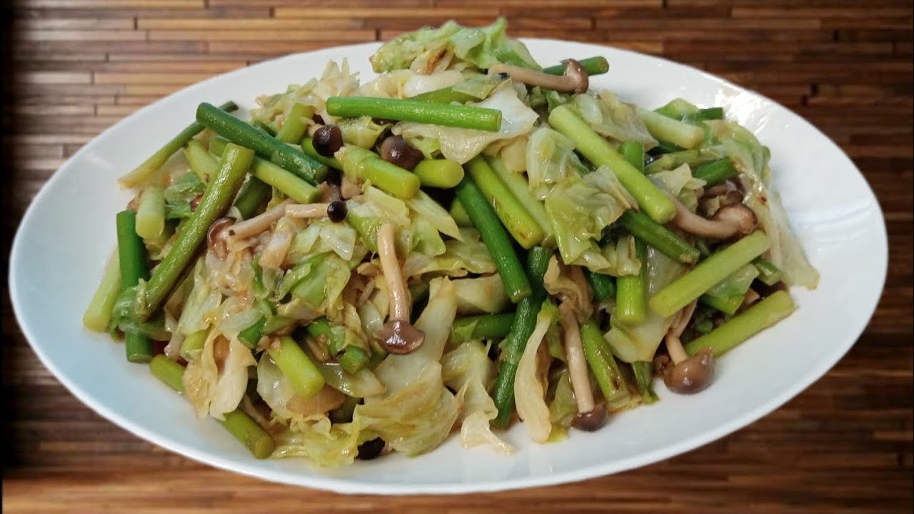 Chinese Cabbage and Garlic Scapes Stir Fry - YouTube