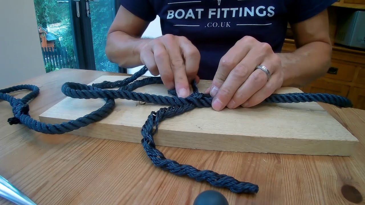 Splicing a loop into a 3-strand polyester rope, using a Marlin Spike ...