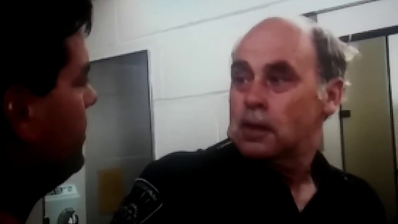 Let the liquor do the thinking Randy! Trailer Park Boys fun moment ...