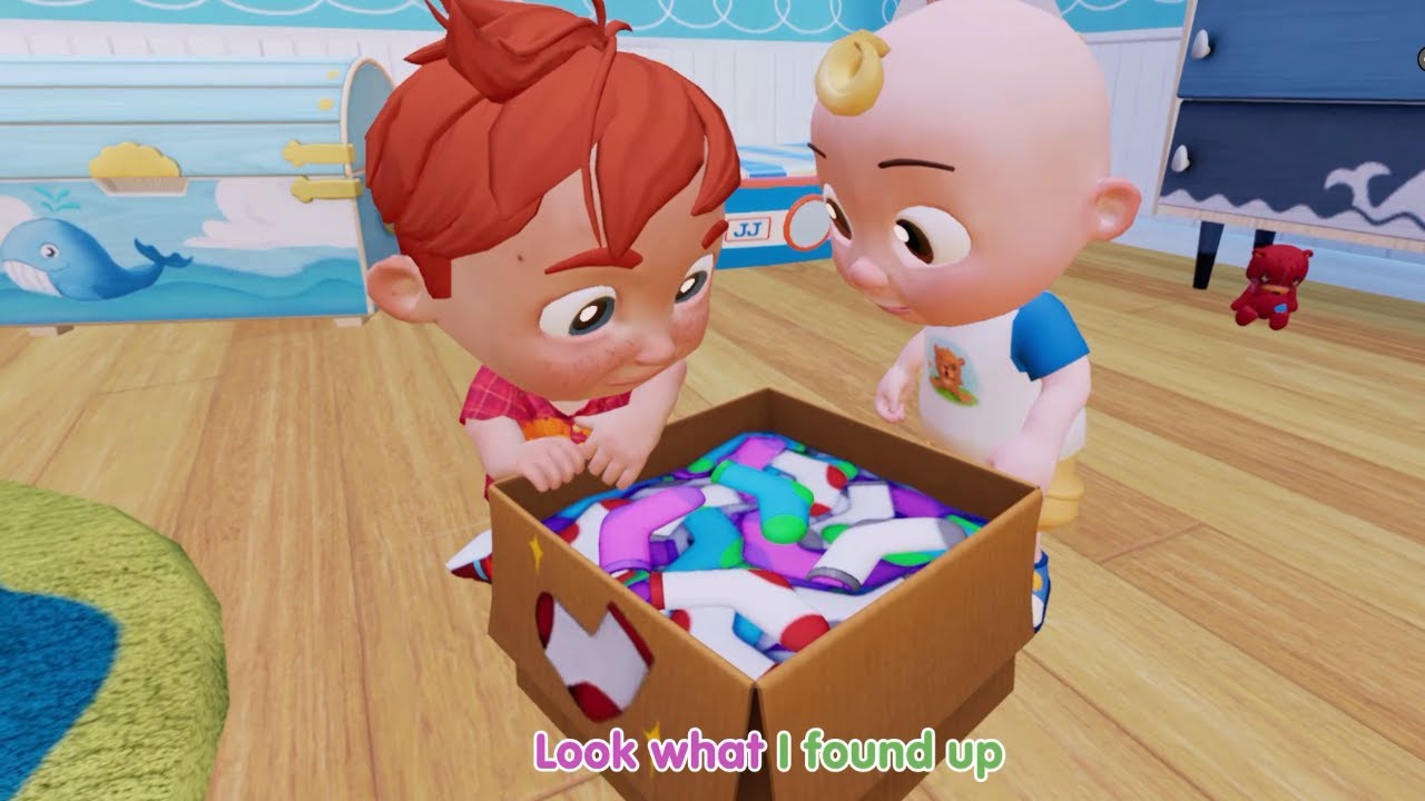 The socks Song - CoComelon - YouTube
