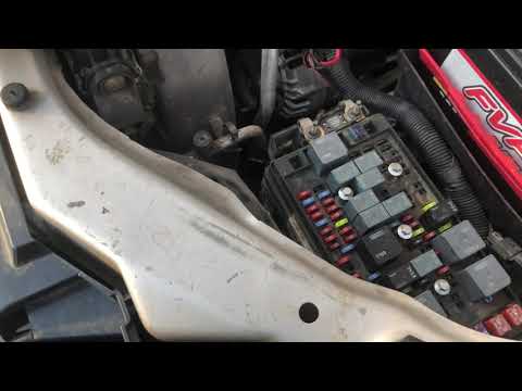 2005 Chevy Colorado drivers window wont roll up. - YouTube