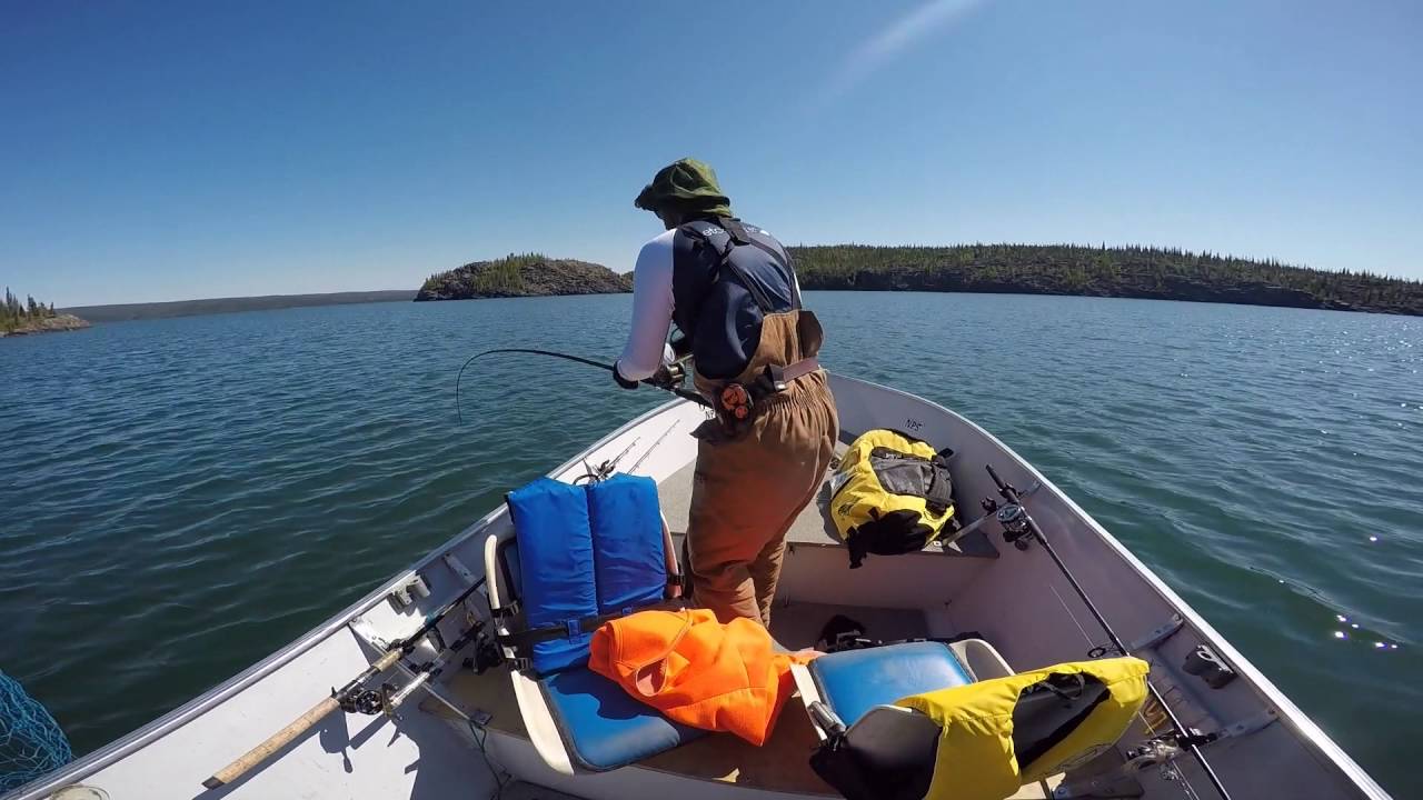 Back to Back 30lb Lake Trout - Lutsel K'e, Great Slave Lake, NWT - YouTube