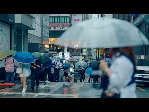 Heavy Rain in Seoul’s Garosu-gil | Moody Walking Tour through Sinsa-dong Alley