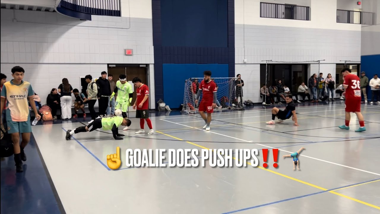 FUTSAL SOCCER Goalie does PUSH UPS during GAME! - YouTube