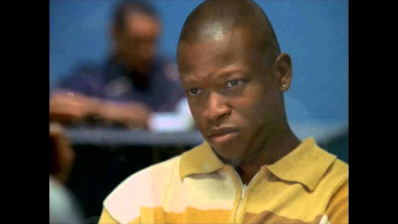 The Wire - Where the fuck is wallace? - YouTube