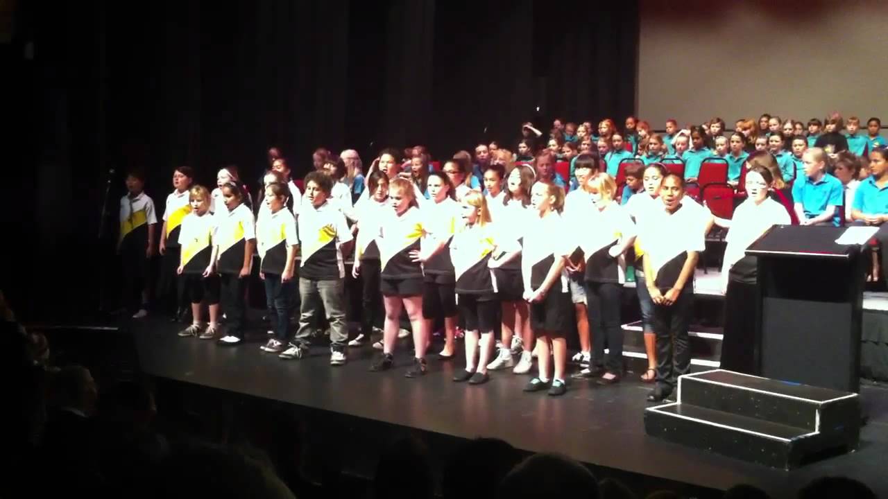 Kamo Primary choir item - YouTube