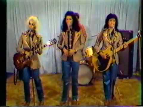 Reed Sisters Promo Pt.1 - YouTube