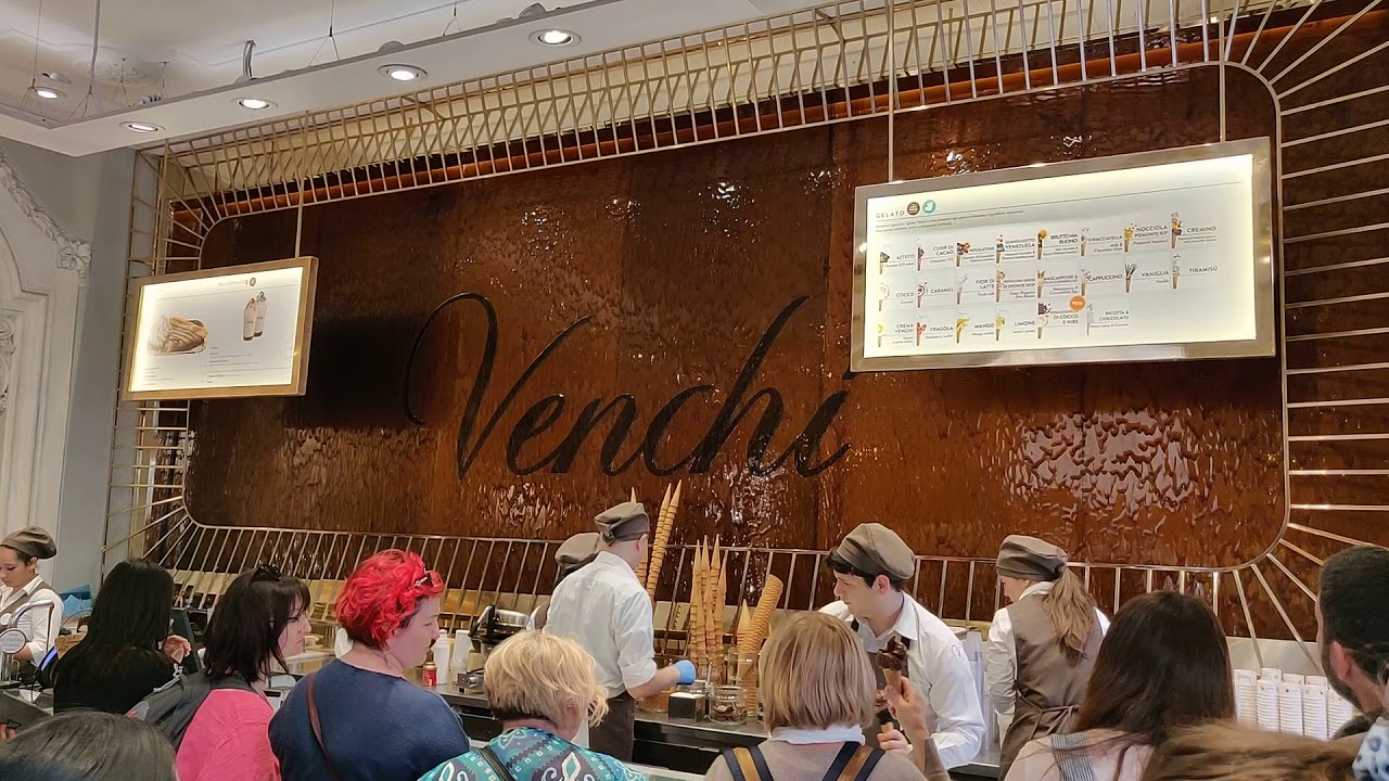 Chocolate wall at Venchi in Rome - YouTube