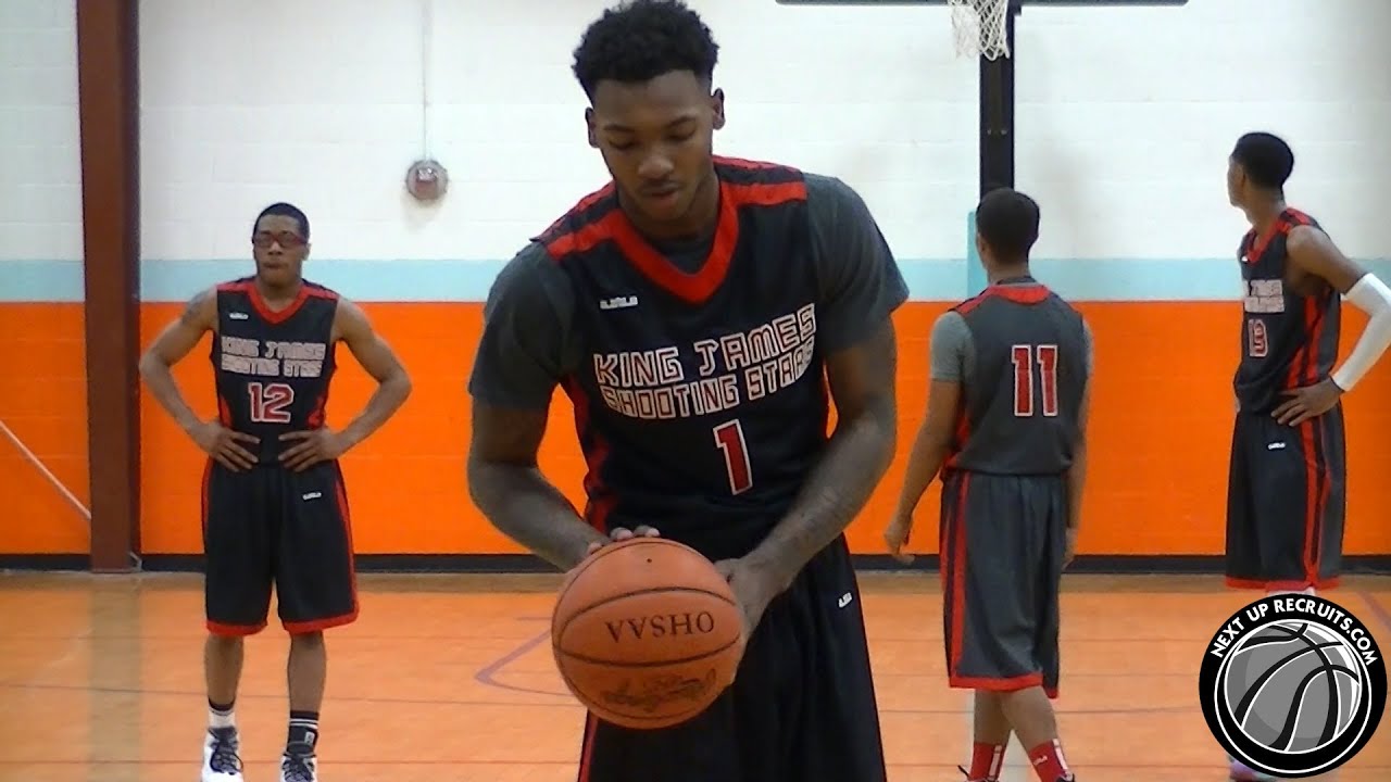 Devon Andrews shows off his BOUNCE @ King James Icebreaker [King James ...