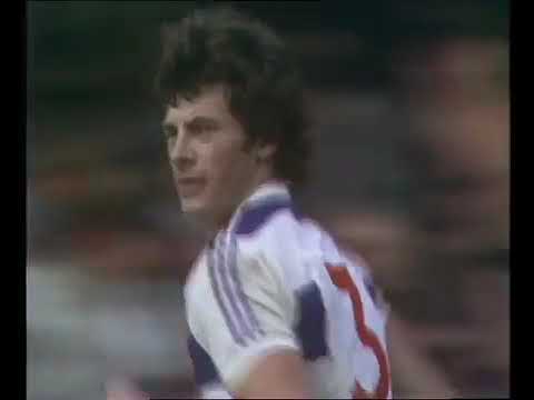 Ian Gillard scoring for Queen's Park Rangers v Everton - YouTube