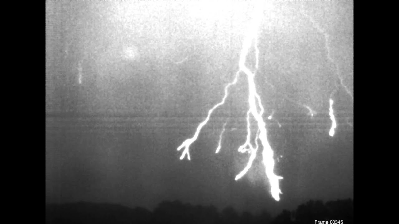 High Speed Video of a Negative Cloud-to-Ground Lightning Flash - YouTube