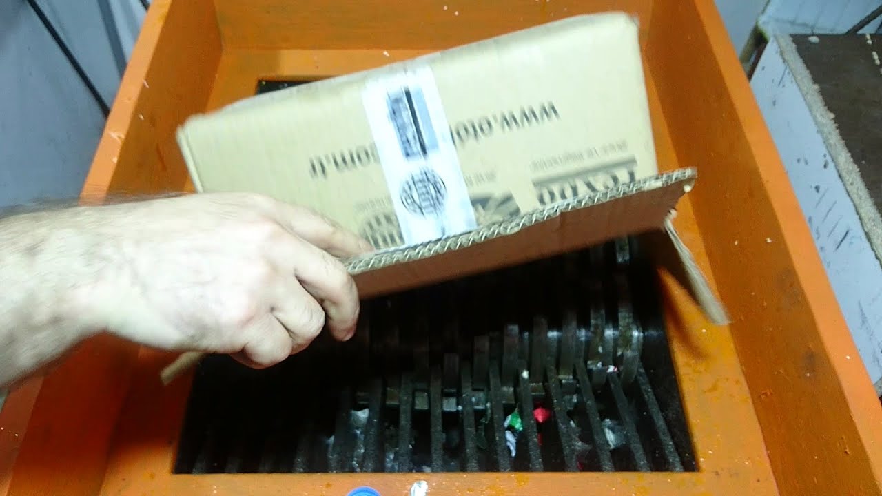 Shredder Machine! Shredding Hard and Soft Things - Oddly Satisfying ...