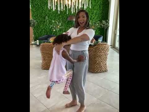 Naiah and Elli Love this challenge! - YouTube