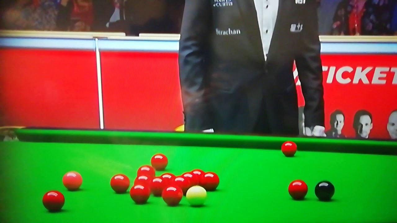 tense scenes in the snooker finals.. - YouTube