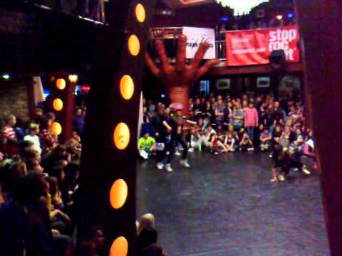 Rytm Ulicy 2011 - Sebastian Kraszewski i Ola Lech - YouTube