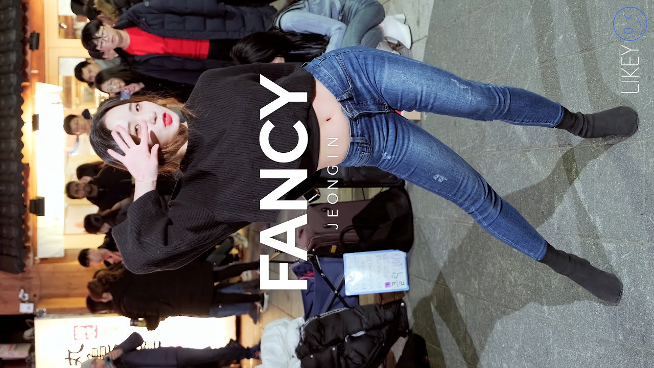 200112 클락 정인 Clock Jeongin #02 FANCY @홍대버스킹 4K 60P 직캠 by LIKEY - YouTube