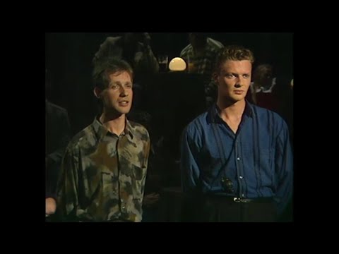 I Am Weary From Lying Alone (Táim Cortha Bheith im Aonar Im Luí) - Iarla Ó Lionáird, 1990