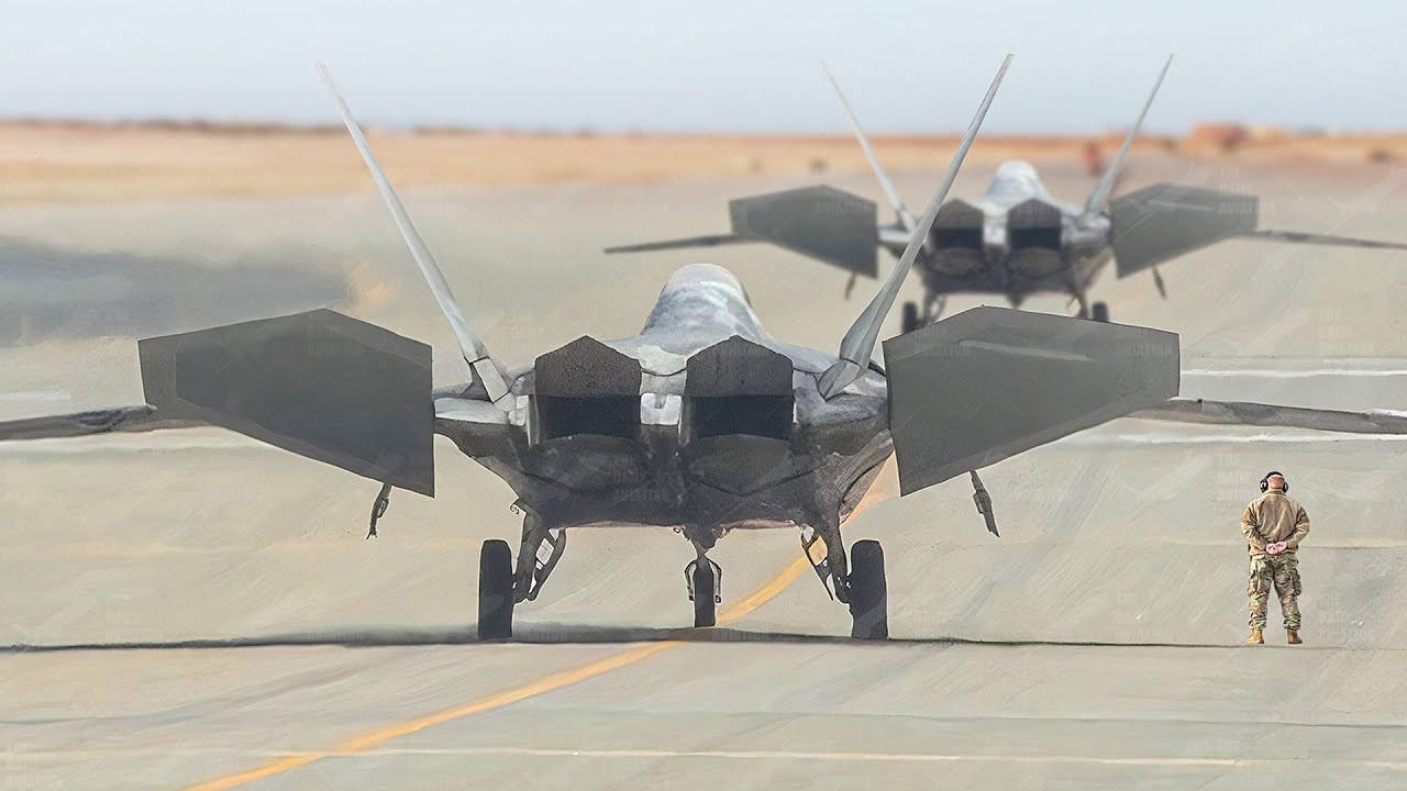 US $200 Million F-22s Show Off Their Aggressive Design During Crazy ...