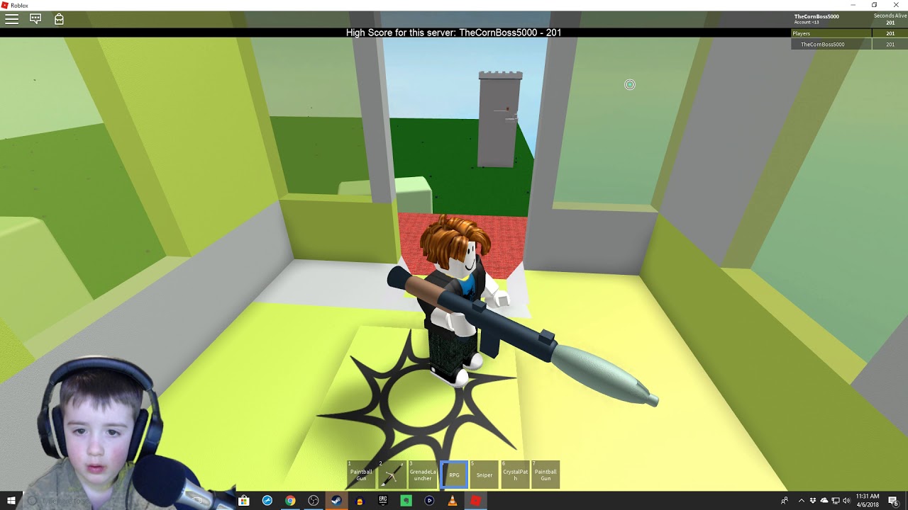 Xander feeds the giant and kills zombies on Roblox! - YouTube