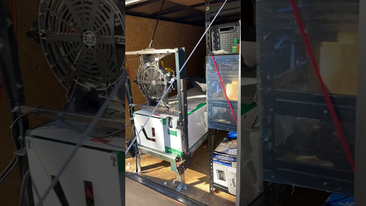 Seamless Gutter Fold Down Miter Saw Station - YouTube