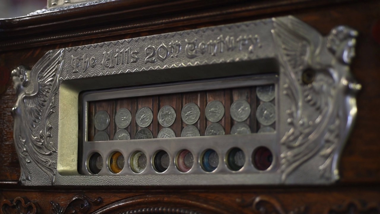 Lot 175: 25¢ The Mills 20th Century Upright Musical Slot Machine - YouTube