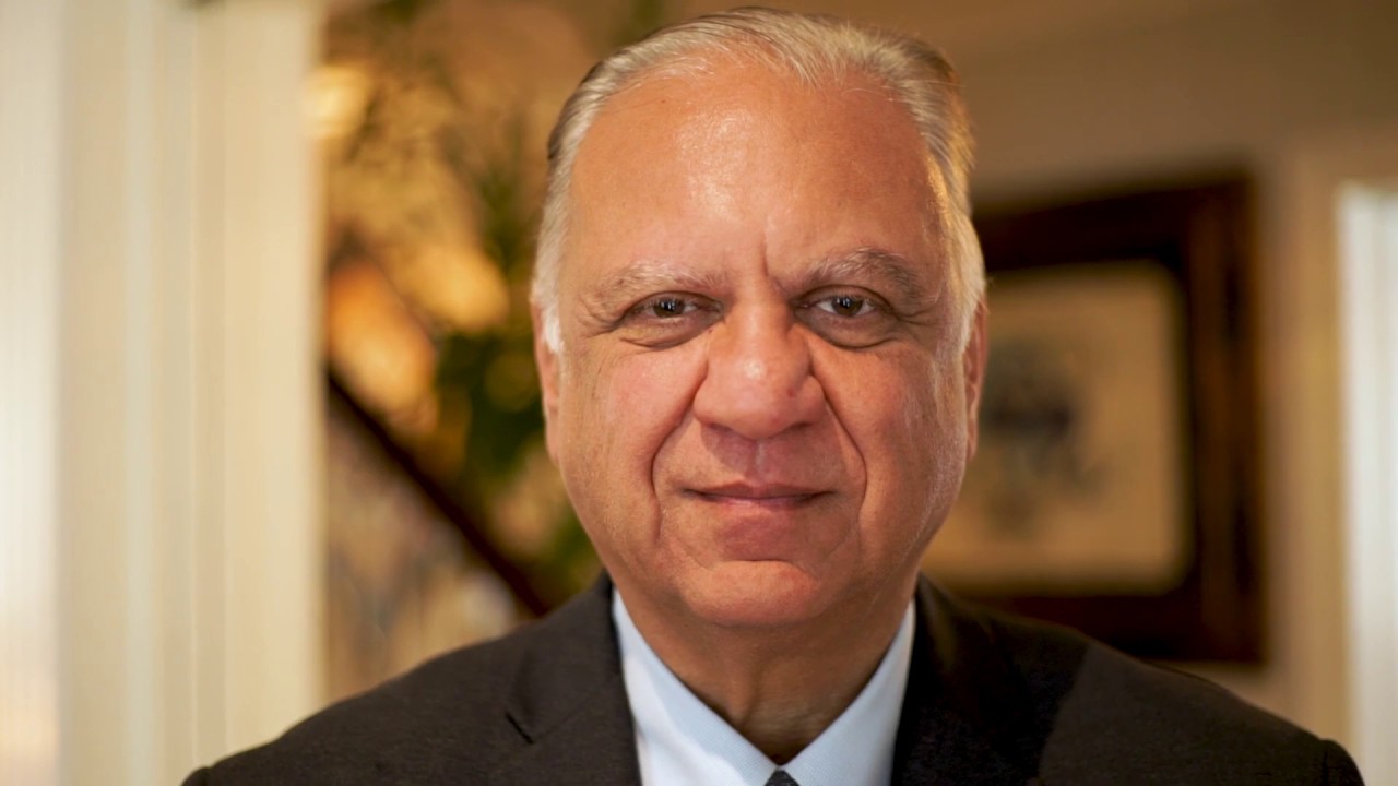 Fred Parvaneh, Social Media Director, Kayhan Life - YouTube