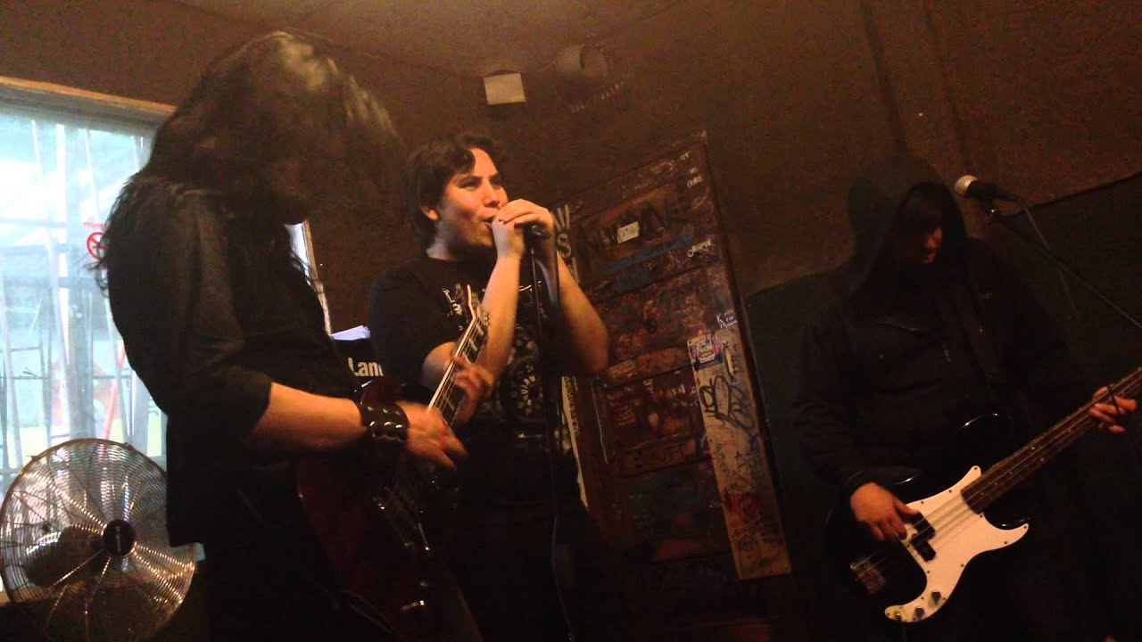 Razorblade Heart - Poison Girl (Chilean Cover Band) - YouTube
