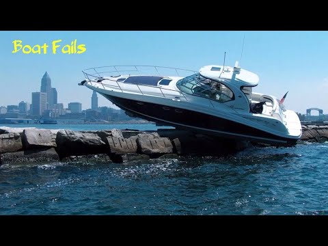 Ultimate Boat WRECK/CRASH Fails Compilation 2019
