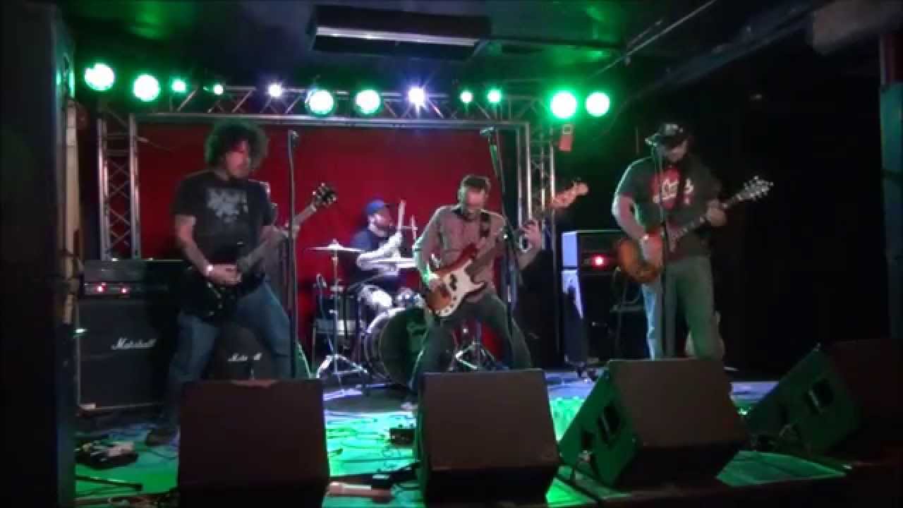 My first circus - YouTube