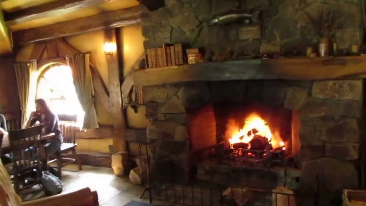 Inside The Green Dragon in the Shire - Hobbiton - YouTube