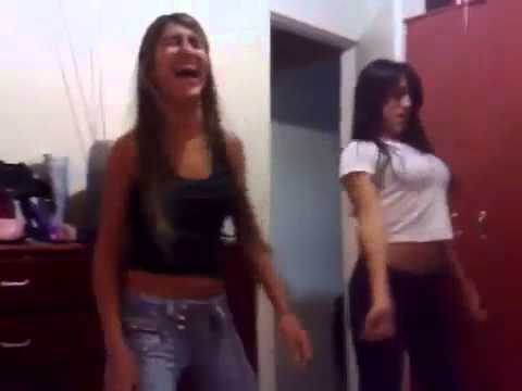 Kızların Evdeki Dansı   turkısh dance