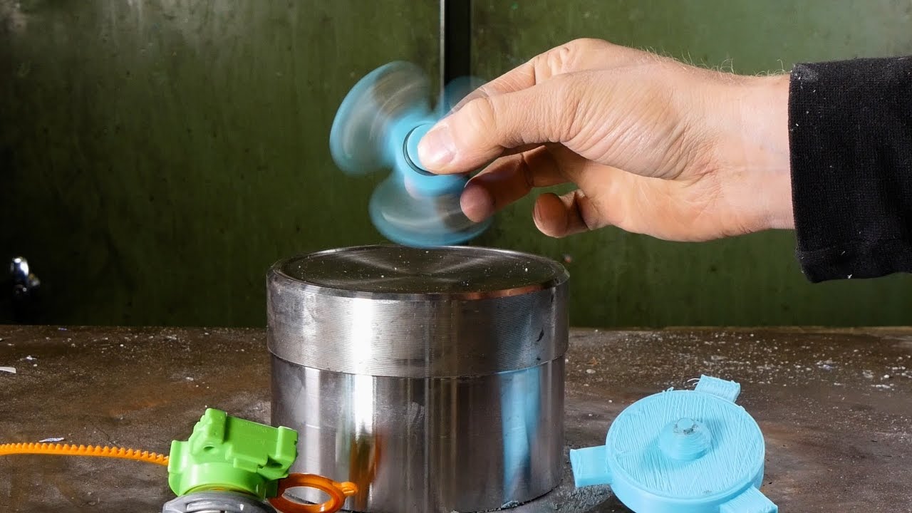Crushing Fidget Spinner with hydraulic press - YouTube