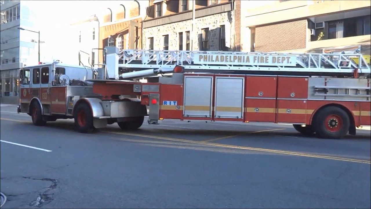 RARE PFD Ladder 180 Responding Wail Yelp Horn - YouTube