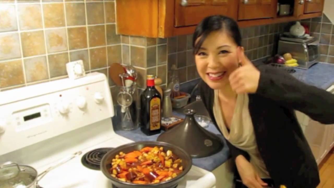 Tagine Trailer I Debbie Wong's Wok and Gong - YouTube