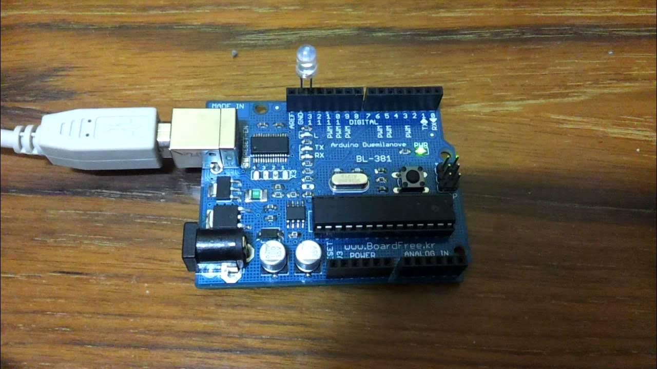 Arduino Basic LED ON/OFF Blink (아두이노로 LED 깜박이기) - YouTube