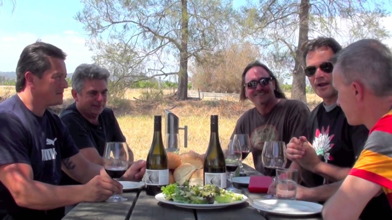 BOGAN'S GUIDE TO WINE - WINE AND FOOD PAIRING BOGAN STYLE - LUKES LEAP ...