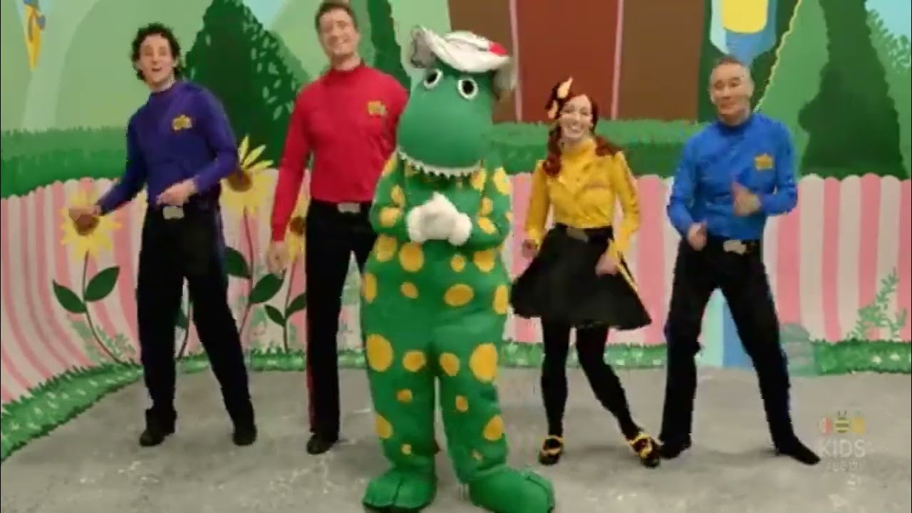 Goodbye from Wiggle Town (Outdoors with Dorothy) - YouTube