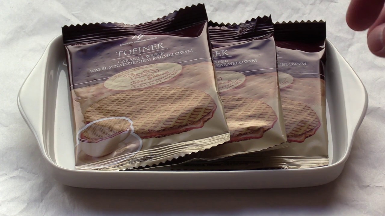 Eating Sound : Tofinek Caramel Wafer - YouTube