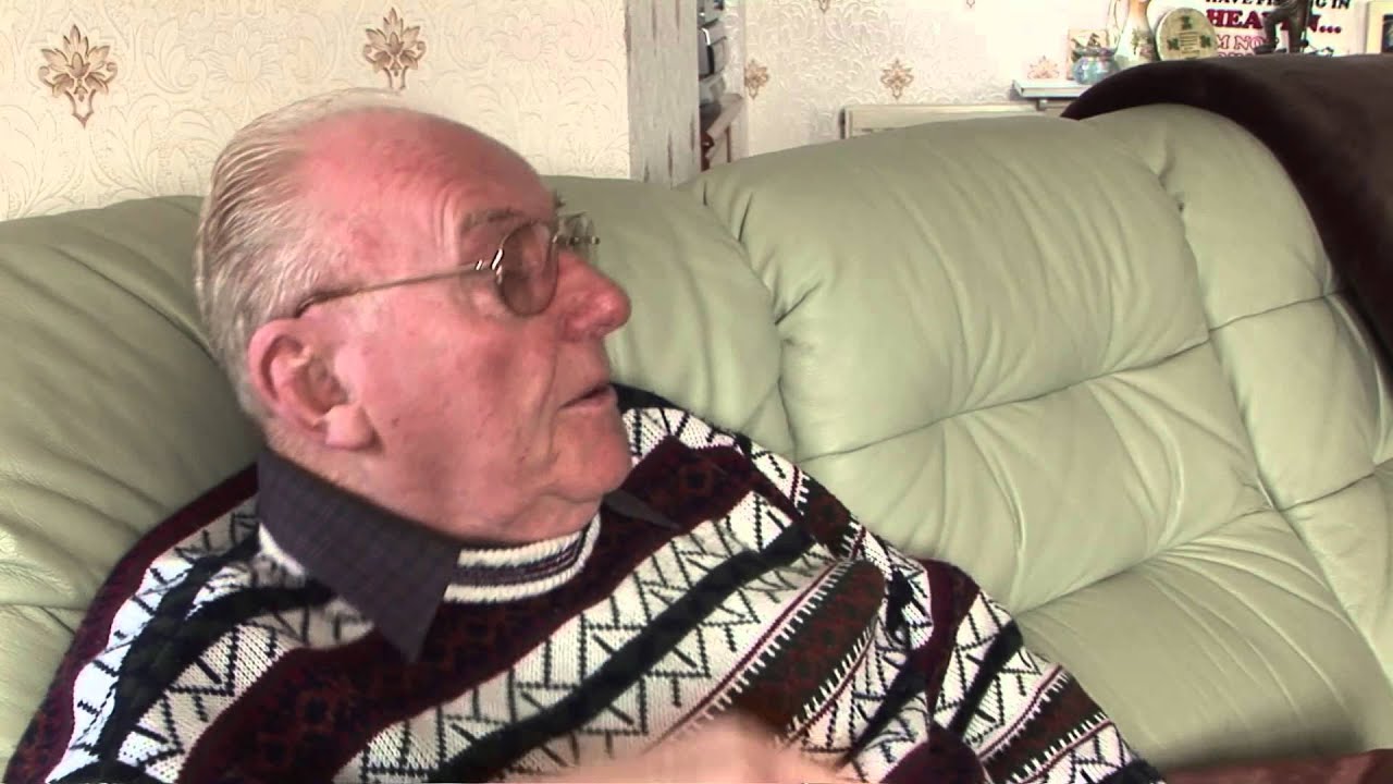 Frank Bee Fleetwood History - YouTube