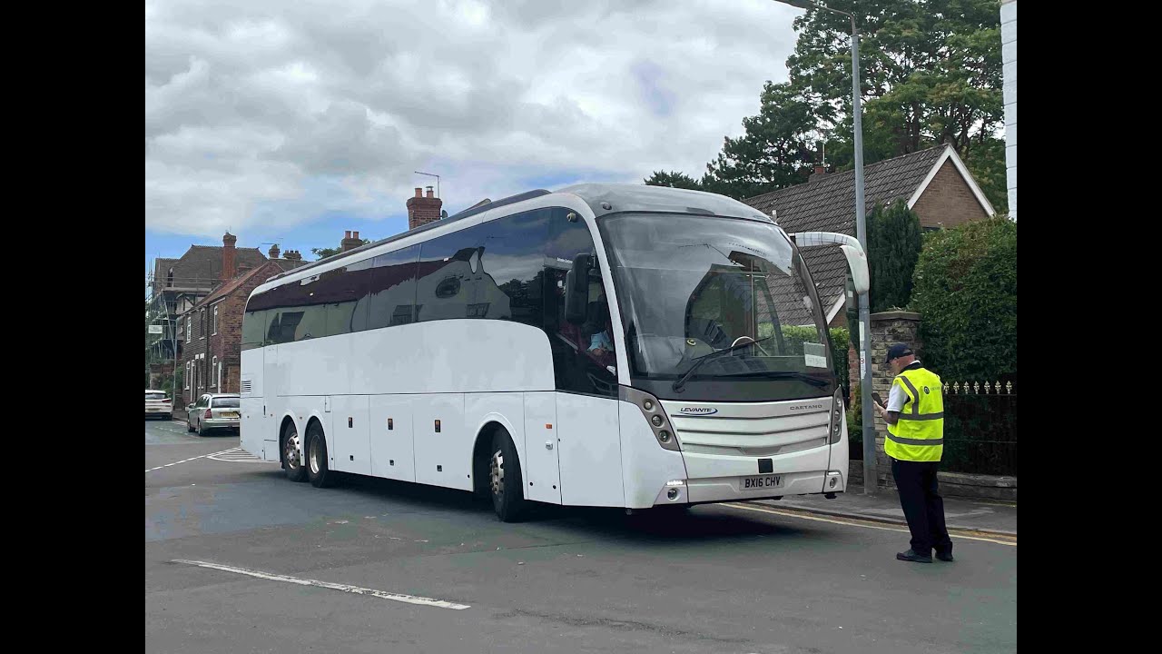 Mario Coaches BX16CHV on a Rail Replacement service to Goole - YouTube