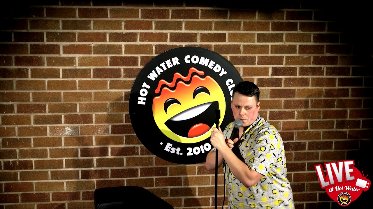 Nick Crooks | LIVE at Hot Water Comedy Club - YouTube
