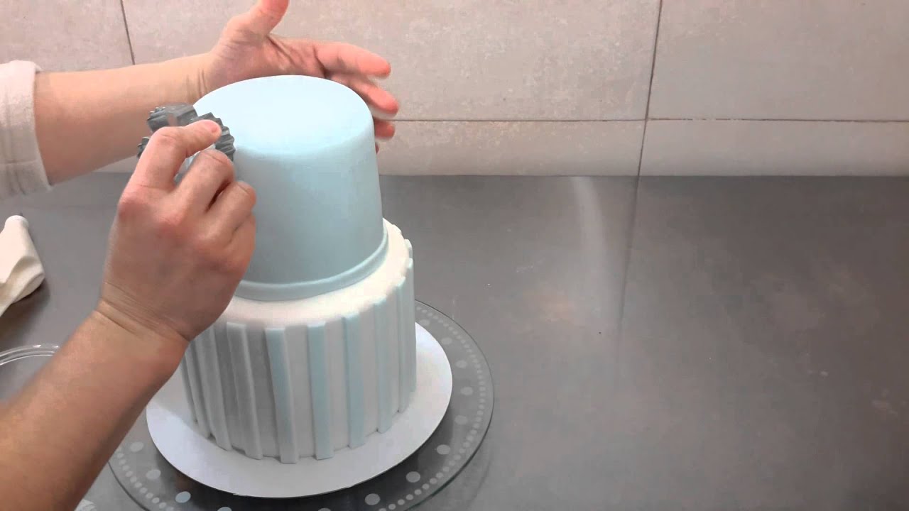 Brush Embroidery Cake with Royal Icing | Beautiful & Easy Wedding Cake ...