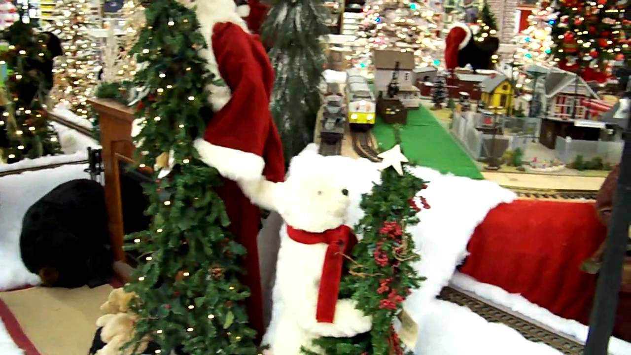 Christmas Train Display at Williams Lumber, Rhinebeck NY - YouTube